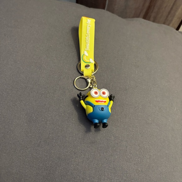 Universal | Toys | Universal Minion Keychain With Yellow And Blue ...